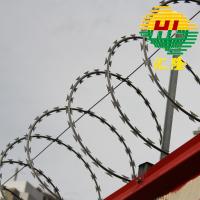 China China Origin CBT-65 Barbed Wire Fence Constantine Blade Barbed Wire Mesh for sale