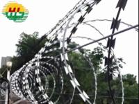 China BTO-22 Razor Barbed Wire For Defence And Protection for sale