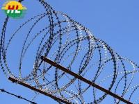 China BTO-22 Razor Barbed Wire For Defence And Protection for sale