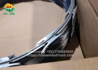 China 900mm Concertina Barbed Wire , BTO 22 Razor Wire Coil galvanized for sale