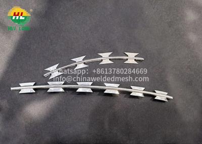 China BTO CBT Blade Barbed Wire Anti Rust 10 meter With High Perimeter Security for sale