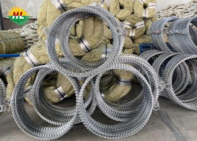 China BTO-22 2.8MM COIL WIRE Hotdip Galvanized Border Concertina Razor Wire for sale