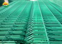China 3000mm 3D Welded Wire Mesh Fence Swallow Post For Greenhouse Plant for sale