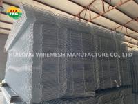China Hot Dip Galvanized V Guard Mesh Fencing 50x200mm Size For Garden Security for sale