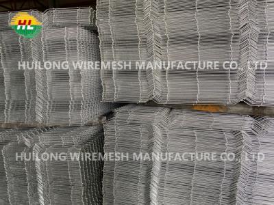China 3000mm High V Mesh Wire Fence 2500mm Width Kit Electro Galvanized for sale