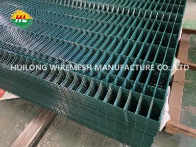 China Pre Galvanized Pvc Coated Welded Mesh Fence 3 Curve Bend 2030mm High for sale