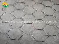China Black Double Twist Hexagonal Chicken Wire Mesh 48 Inches X 10m X 1 Inch for sale