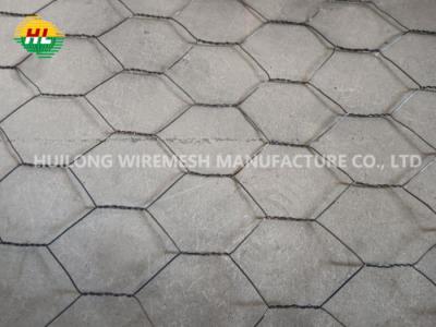 China Black Double Twist Hexagonal Chicken Wire Mesh 48 Inches X 10m X 1 Inch for sale
