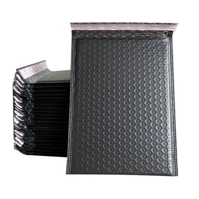 China Black Waterproof Bubble Wrap Poly Mailers Recyclable Shock Resistant for sale