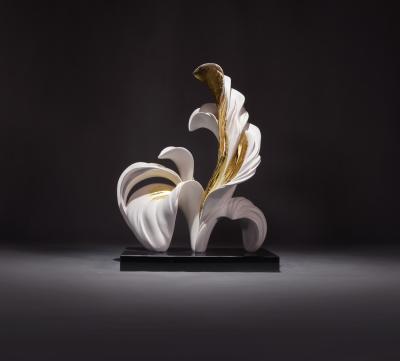 China Abstract Resin Art Sculpture White Devil'S Advocate Sculpture Tone Aureate for sale