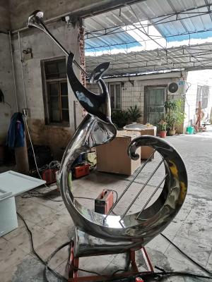 China Abstract Stainless Steel Garden Sculptures Floor Metal Landscape Sculpture for sale