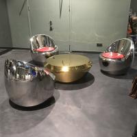 China Handicraft Works Sculpture Coffee Table Electroplated Mirror Small Outdoor Sculptures for sale