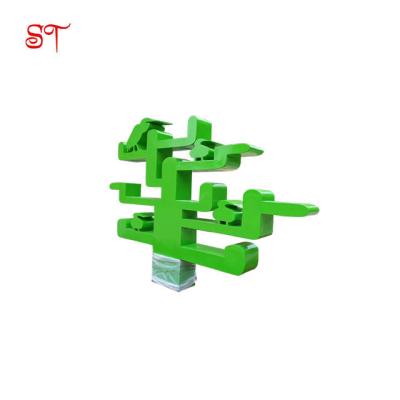 China Campus Resin Art Sculpture Bird Modern Landscape Green SS Metal for sale