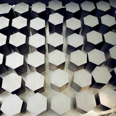 China Bulletproof Protection with Interlocking Ballistic Tiles Silicon Carbide Boron Carbide Content and Square Shape Design for sale