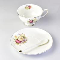 China 10oz 220ml Ceramic Cup and Saucer Set with Golden Lace Design for Cafe Hotel Use for sale