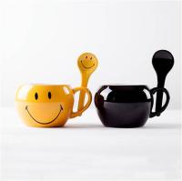 China CE Certified Oval Beverage Ceramic Drinking Mugs WIth Spoon In Handle for sale