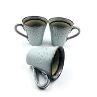 China 14oz Stoneware  Ice Cracked Glaze V-Shape Large Ceramic Coffee Mugs for sale