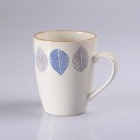 China Customized Embossed Hand Painted Dinnerware Sets Multi Colored Ceramic 10 Inch for sale
