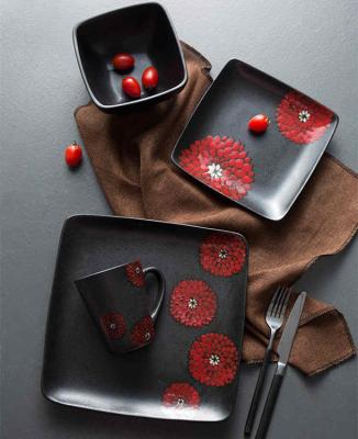 China Embossed Hand Painted Porcelain Dinnerware Set Customizable 12pc Bulk Pack for sale