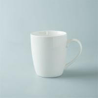 China 21oz White Ceramic Mugs New Bone China Coffee Milk Mugs Dishwasher Safe 5000 PCS MOQ for sale