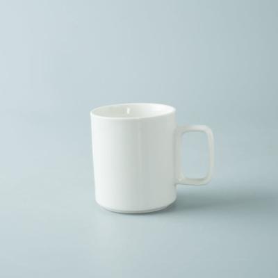 China New Bone China 10oz 285ml White Ceramic Mugs Simple For Restaurant for sale