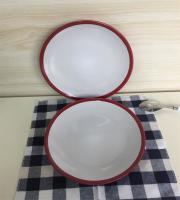 China LFGB Certified Shiny Pottery Dinner Plates Round With Red Bright Glaze for sale