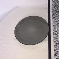 China AB Grade Microwavable Matte Black Pottery Dinner Plates For Pasta for sale
