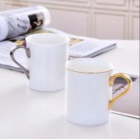 China LFGB Approved  Plain White Ceramic Mugs Customized With Gold Handle for sale