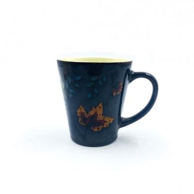 China Colored 300ml 11Oz Blue Glazed Mugs Simple Style With Maple Leaf for sale