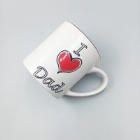 China Durable Red Inside 18oz Ceramic Drinking Mugs , 500ml Ceramic Mug For Father'S Day for sale