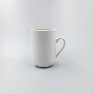 China Daily Use Round 400ml White Ceramic Tea Cups , 14 Oz White Coffee Mugs for sale