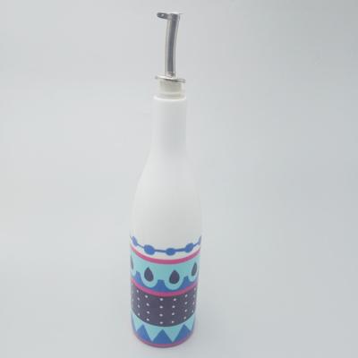 China Custom Ceramic Oil Vinegar Bottle Dispenser 250ml Food Grade for Home Hotel Restaurant for sale