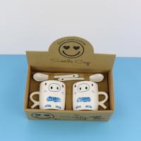China 2 Pack Ceramic Coffee Cup with Spoon 200ml Smiling Face Design for Parties Picnics for sale