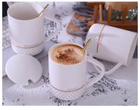 China Nordic Style Ceramic Coffee Mug 450ml with Gold Spoon Cover and Sticker for sale