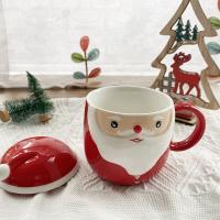 China 3d Christmas Ceramic Coffee Mug Round Shaped For Restaurant for sale