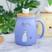 China 3D Ceramic Mug with Lid and Spoon 15oz Creative Milk Coffee Tea Cup Customizable for sale