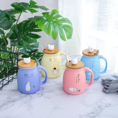 China 3D Ceramic Mug with Lid and Spoon 15oz Creative Milk Coffee Tea Cup Customizable for sale