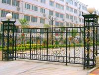 China Double Out Swing Contemporary Metal Gates For House Outdoor Entrance for sale