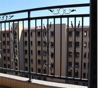 China Decorative Wrought Iron Fence Panels Waterproof Cast Iron Railing Powder Coated for sale