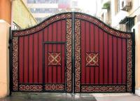China Swing Wrought Iron Electric Gates Powder Coated With ISO14001 Certified for sale