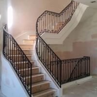 China Spiral Staircase Cast Iron Banister Rails Erosion Resistance Light Weight for sale
