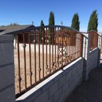 China Rust Proof Cast Iron Balcony Railings Wear Resistant For House Villa Farm for sale