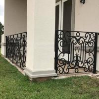 China Ornamental Outdoor Cast Iron Balcony Railings Provide Security For Residential for sale