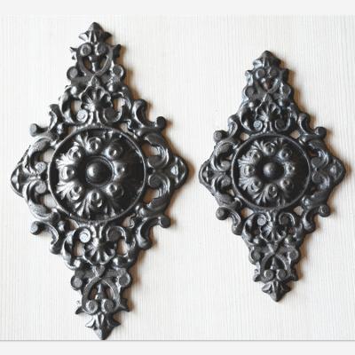 China Custom Decorative Iron Panels Powder Coating Zinc Alloy Copper Material for sale