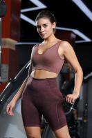 China Supportive Wide Shoulder Straps Yoga Sports Bra For Gym And Streetwear for sale