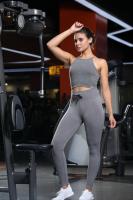 China Solid Color Yoga Crop Bra Stylish Supportive For Gym And Streetwear for sale