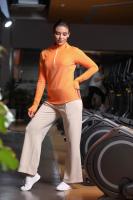 China Quarter Zip With Mock Neck Performance Long Sleeve Loose Fit Moisture Wicking for sale