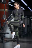 China Odor Resistant Long Sleeve Anti Microbial Fabric Perfect For Long Workouts for sale