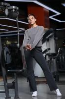 China Cropped Long Sleeve Hoodie Oversized Fit Drop Armholes Gym To Street Versatility for sale