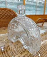 China Transparent 500ml 700ml 750ml XO Brandy Glass Bottles with Round Shape Collar for sale